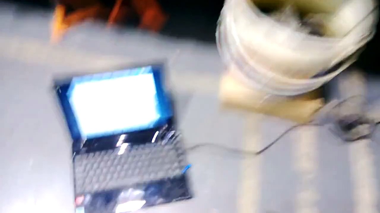 Bleeding brakes on E46/E38/E39 BMW with DIS - video Dailymotion