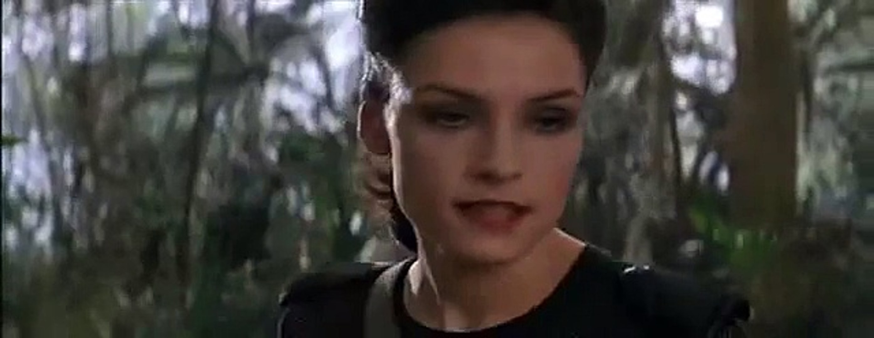 James Bond Xenia Onatopp Jungel