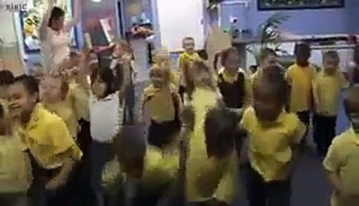 Cbeebies Children In Need Dance (2011) - video Dailymotion