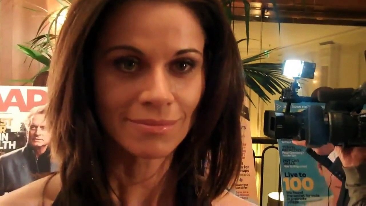 Jennifer Taylor on Charlie Sheen, Jon Cryer marriage problems - video ...