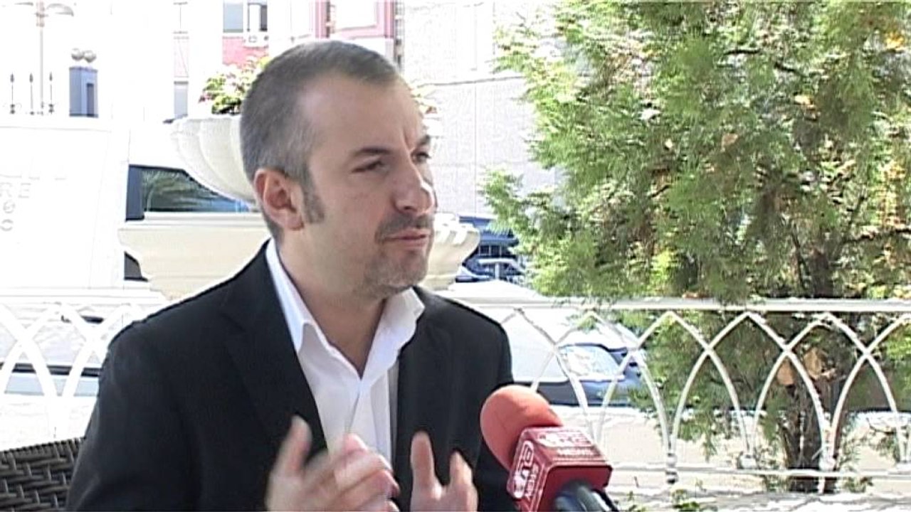 ERVIN BUSHATI .mpg - video Dailymotion