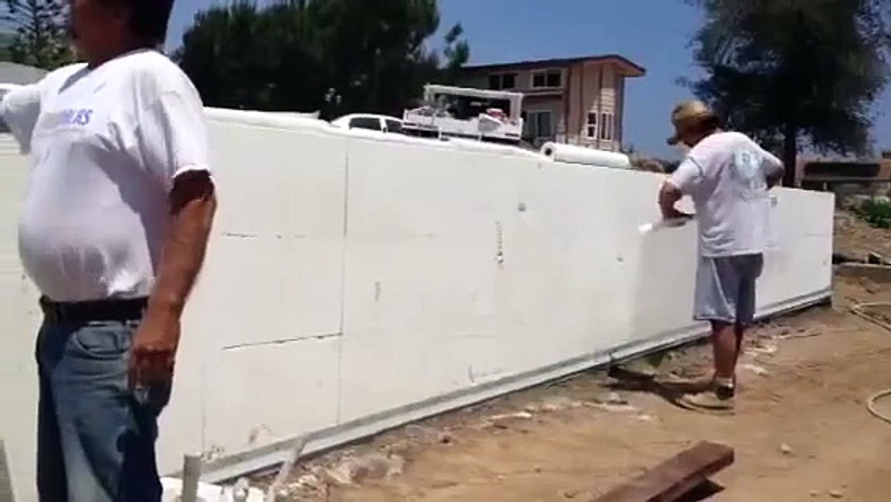 Synthetic stucco finish on Fox Blocks ICF - video Dailymotion