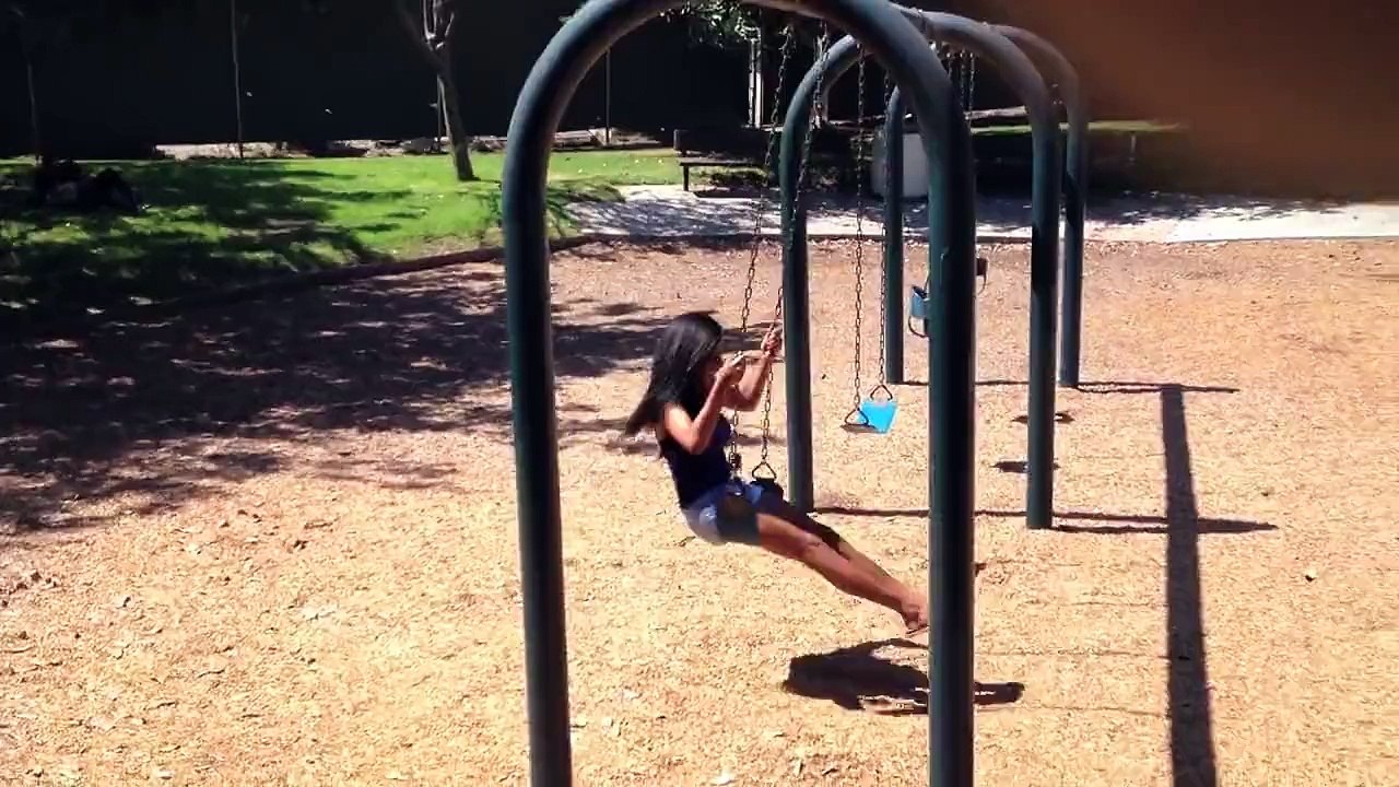 Swing Set Wedgie - Dailymotion Video