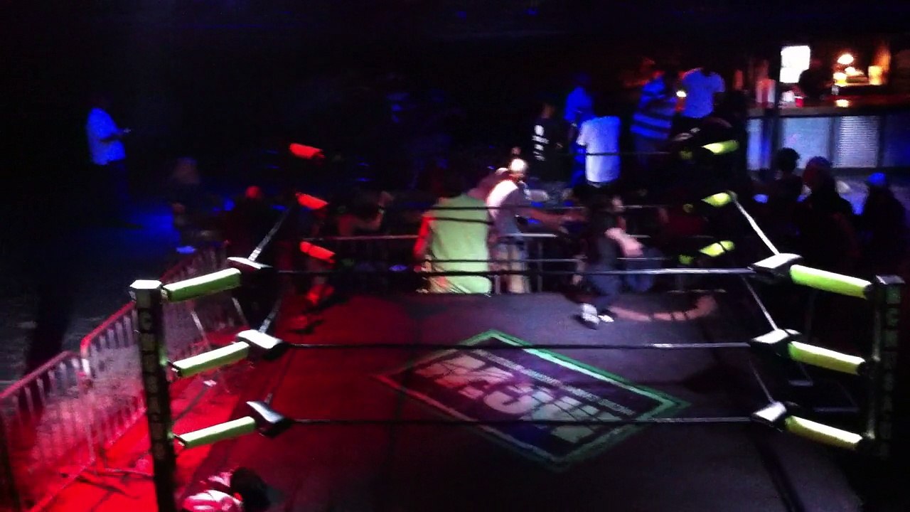 Meatball vs. The Mini Sheik - Micro Championship Wrestling - MCW World ...