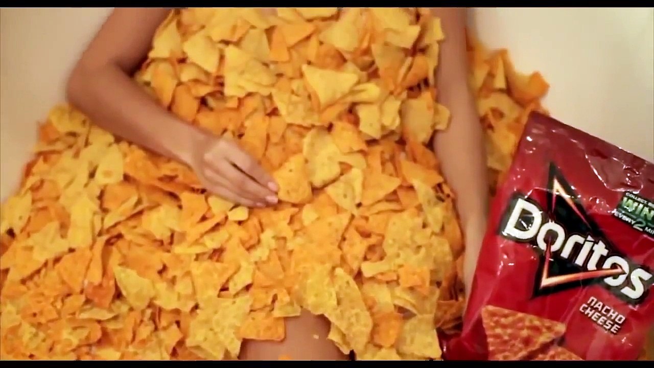 Video Iklan Lucu SEKSI & Lucu Keripik Funny Doritos Banned Commercials - video Dailymotion