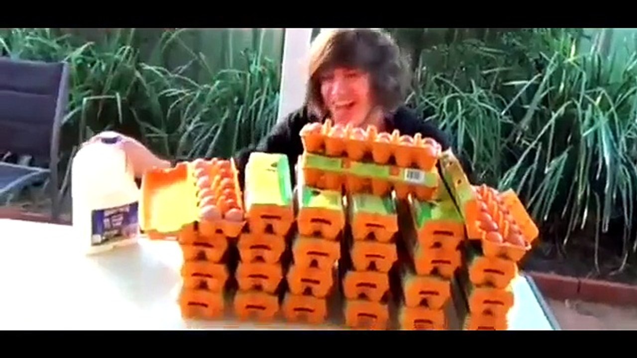 maxmoefoe! Milk Challenge EGGSTREME (Feat. HowToBasic) - VOMIT WARNING ...
