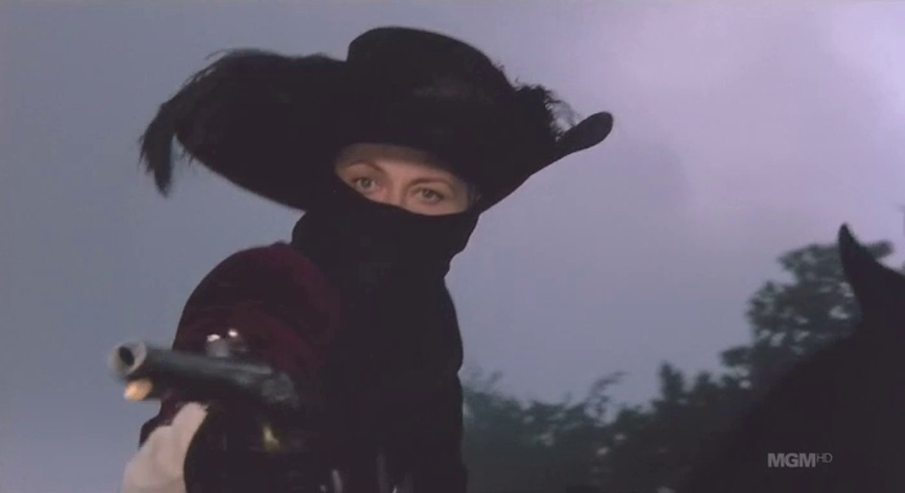Masked female bandit robs a carriage (coach)! - Part 2 - video Dailymotion