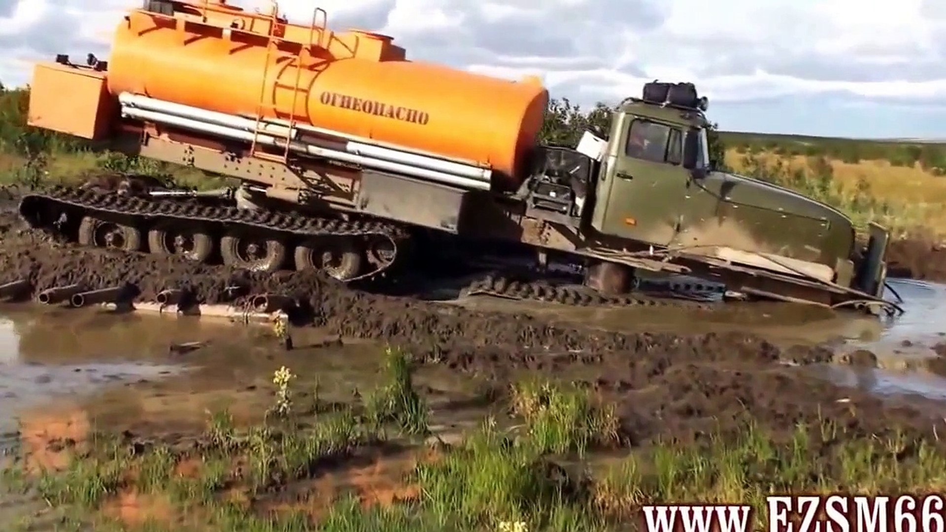 Big Trucks Mudding Wallpaper
