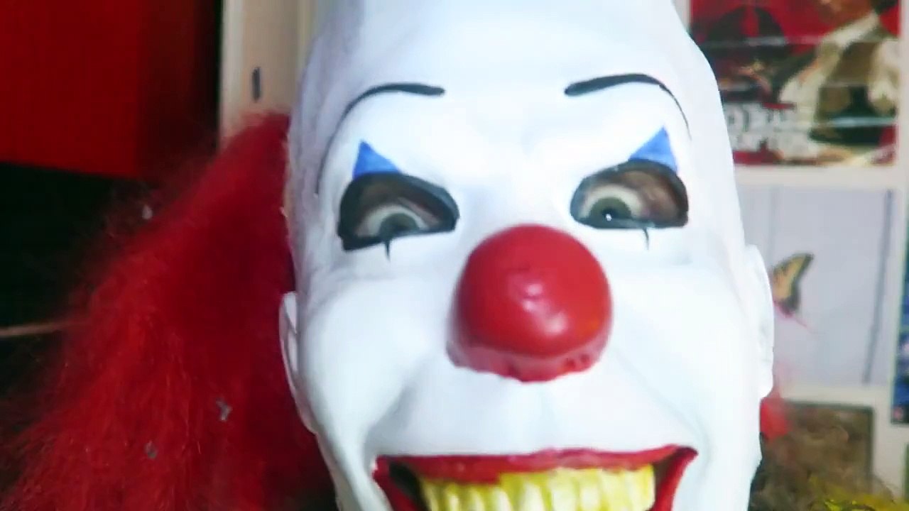 WORLD'S SCARIEST CLOWN JUMP SCARE PRANK! - video Dailymotion