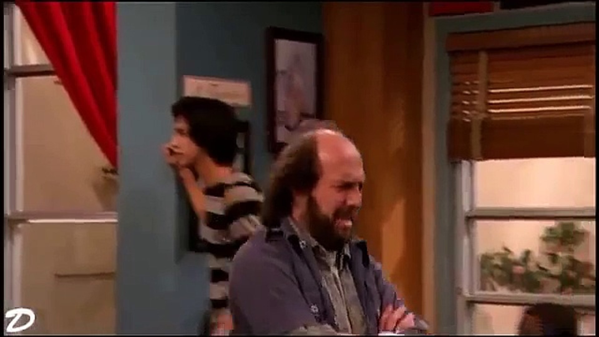 Victorious Cat And Beck Kiss