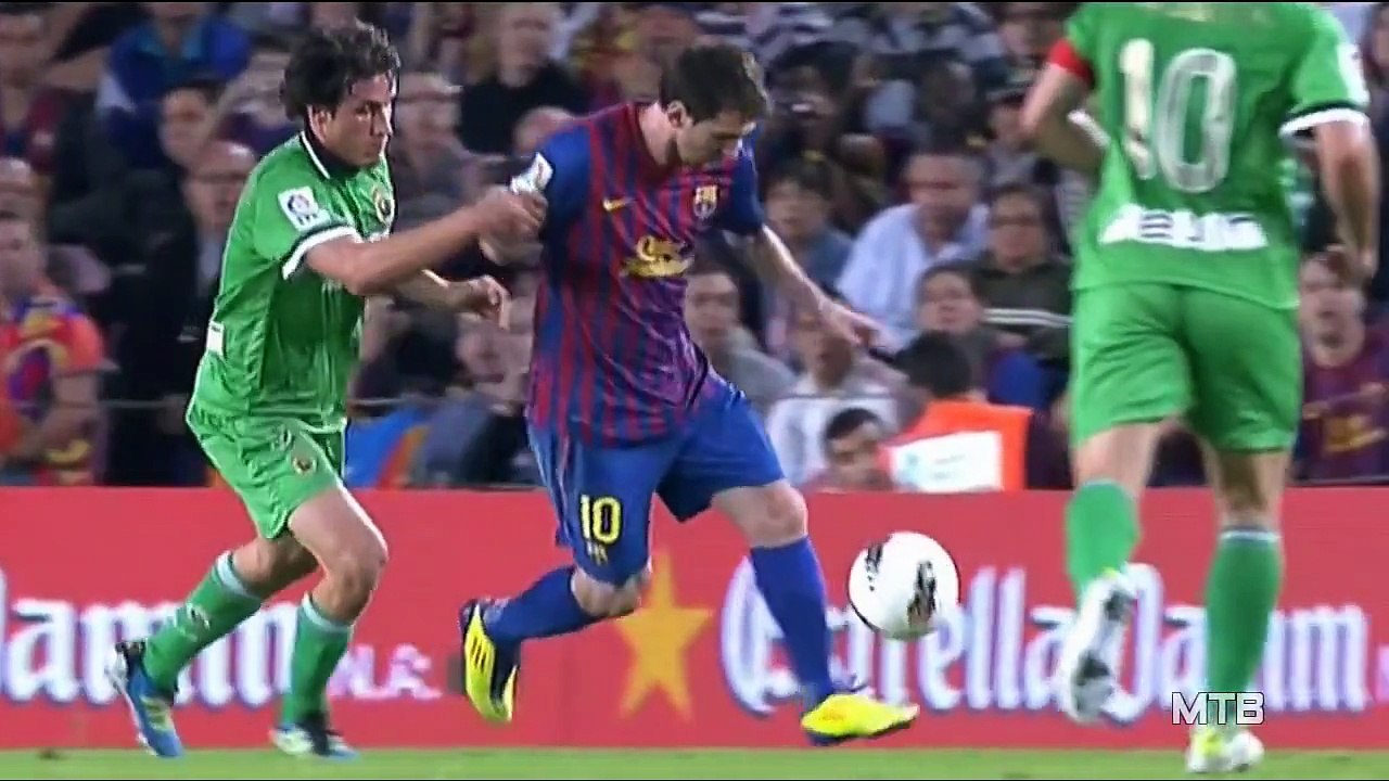 Lionel Messi 20 Magical Skills Moves - video Dailymotion