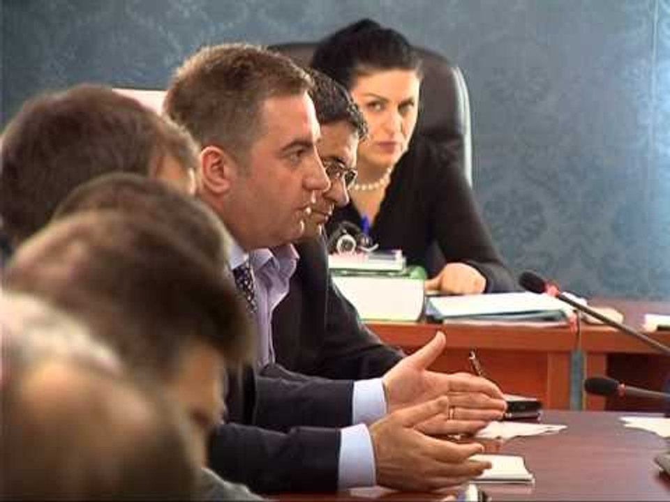 XHIHADISTET,ASHPERSOHET LIGJI DERI NE 10 VJET BURG PER PERSONAT QE ... XHIHADISTET,ASHPERSOHET LIGJI DERI NE 10 VJET BURG PER PERSONAT QE ...