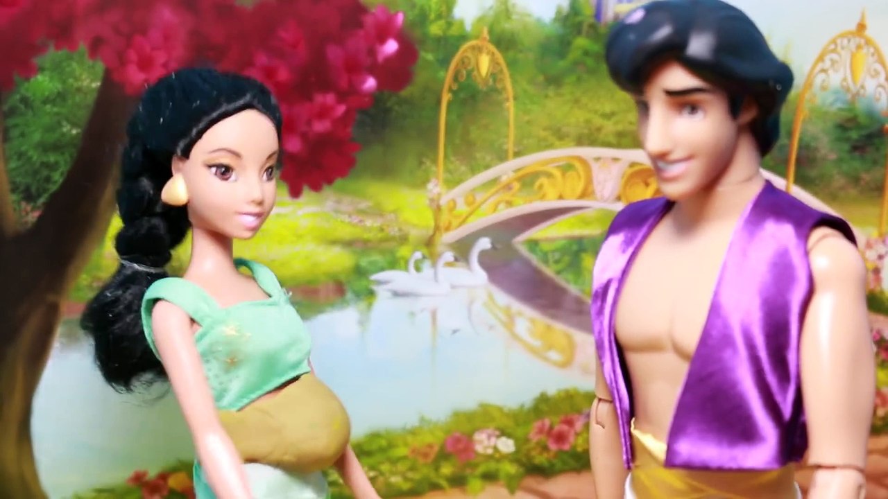Princess Jasmine PREGNANT Barbie Parody Story Disney Frozen Elsa Friend ...