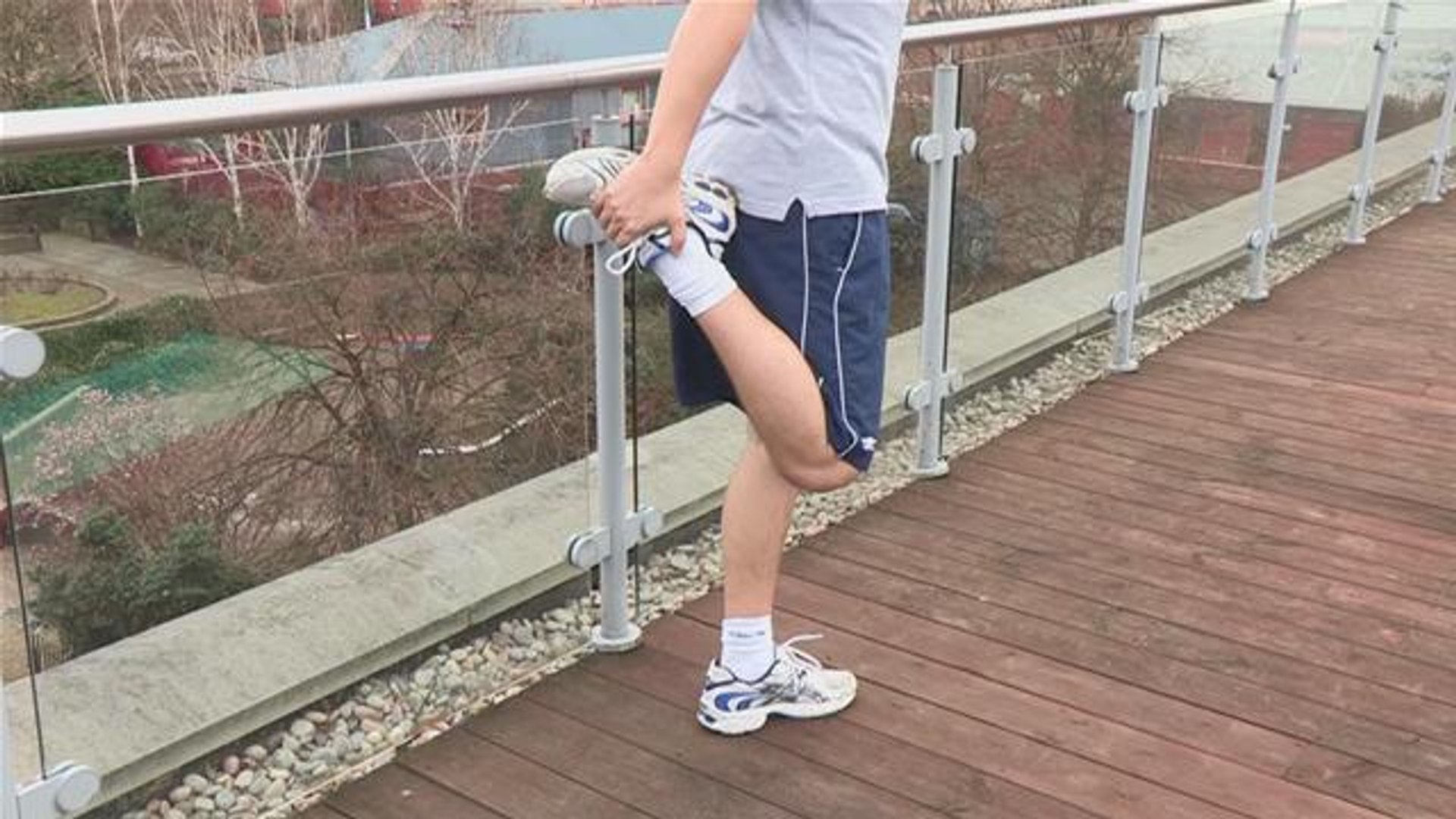 Sartorius Muscle Stretches How To Work Out Your VMO (Vastus Medialis