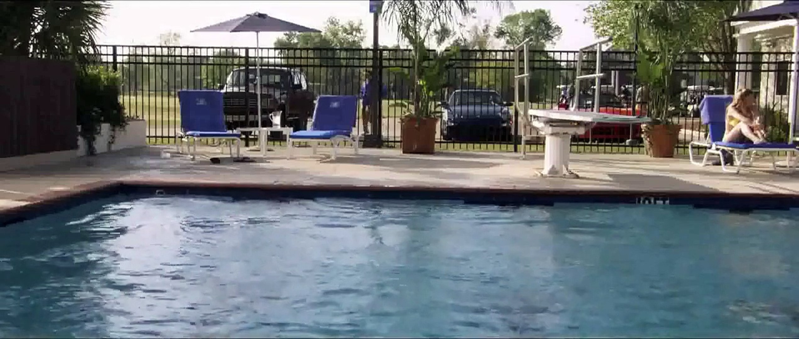 Final Destination 4 Pool Scene