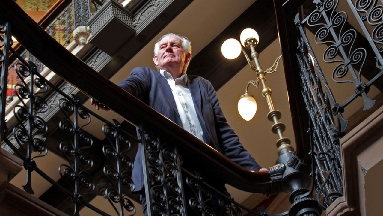 Documentary - Dan Cruickshank and The Family That Built Gothic Britain ...