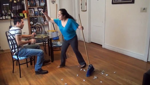 Mexican mom and her chancla - video Dailymotion