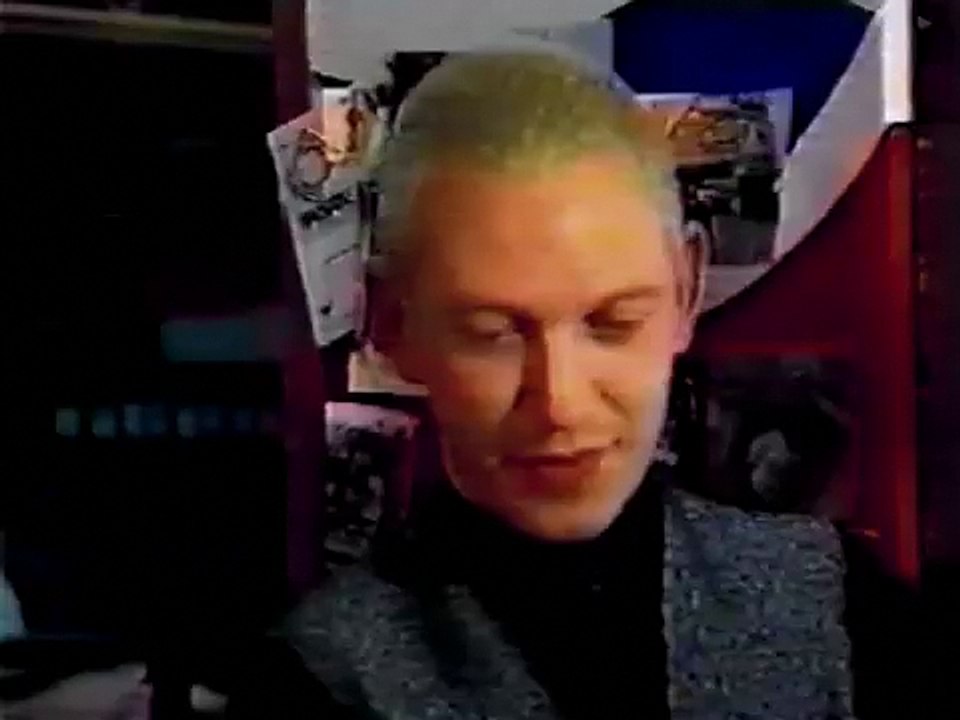 SIOUXSIE & THE BANSHEES – Steven Severin i/v ('Music Box/Splash!' show ...