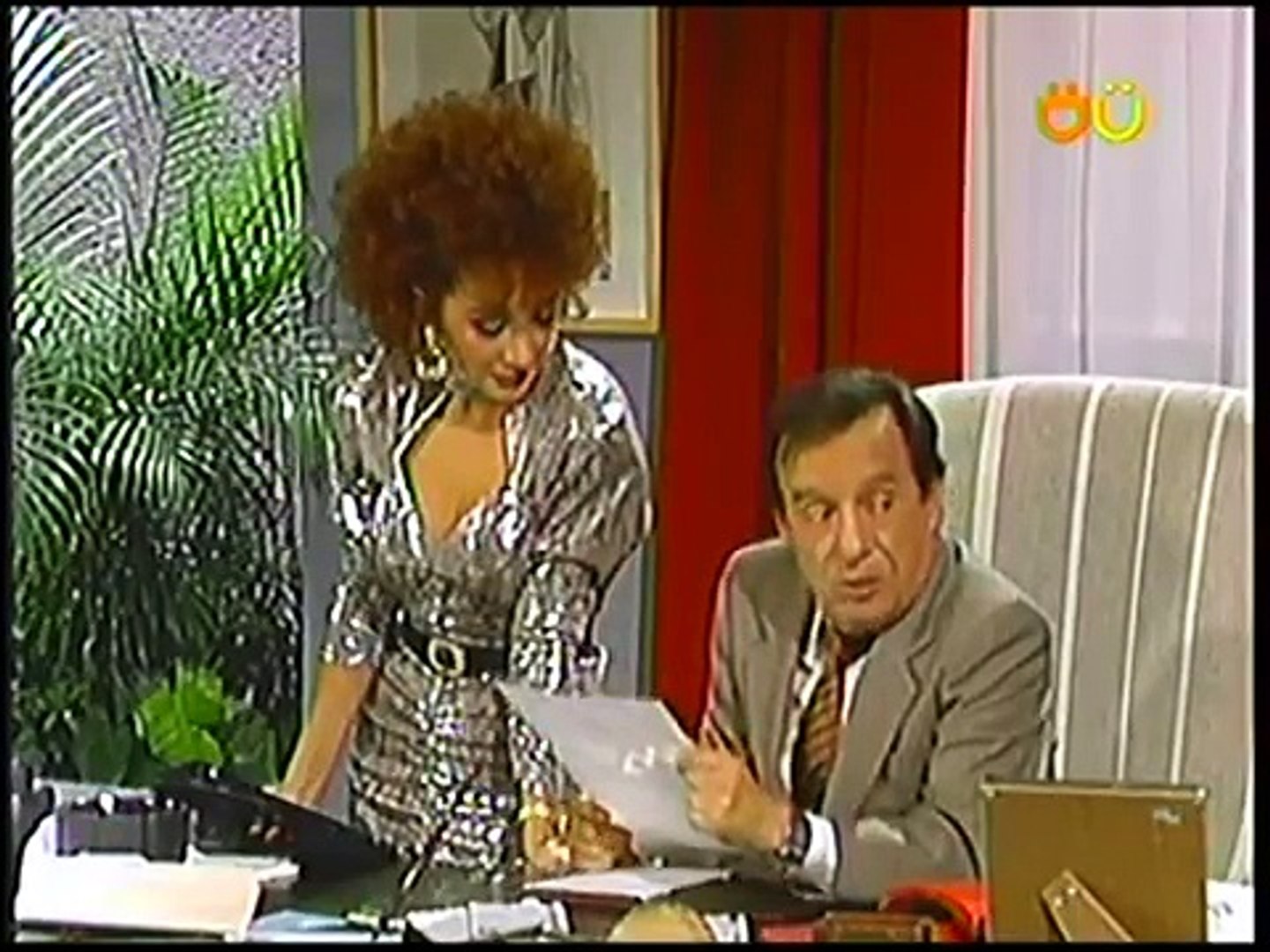 Chespirito 1987 El Chompiras Y El Botija Se Vuelven Honrados 5 Youtube
