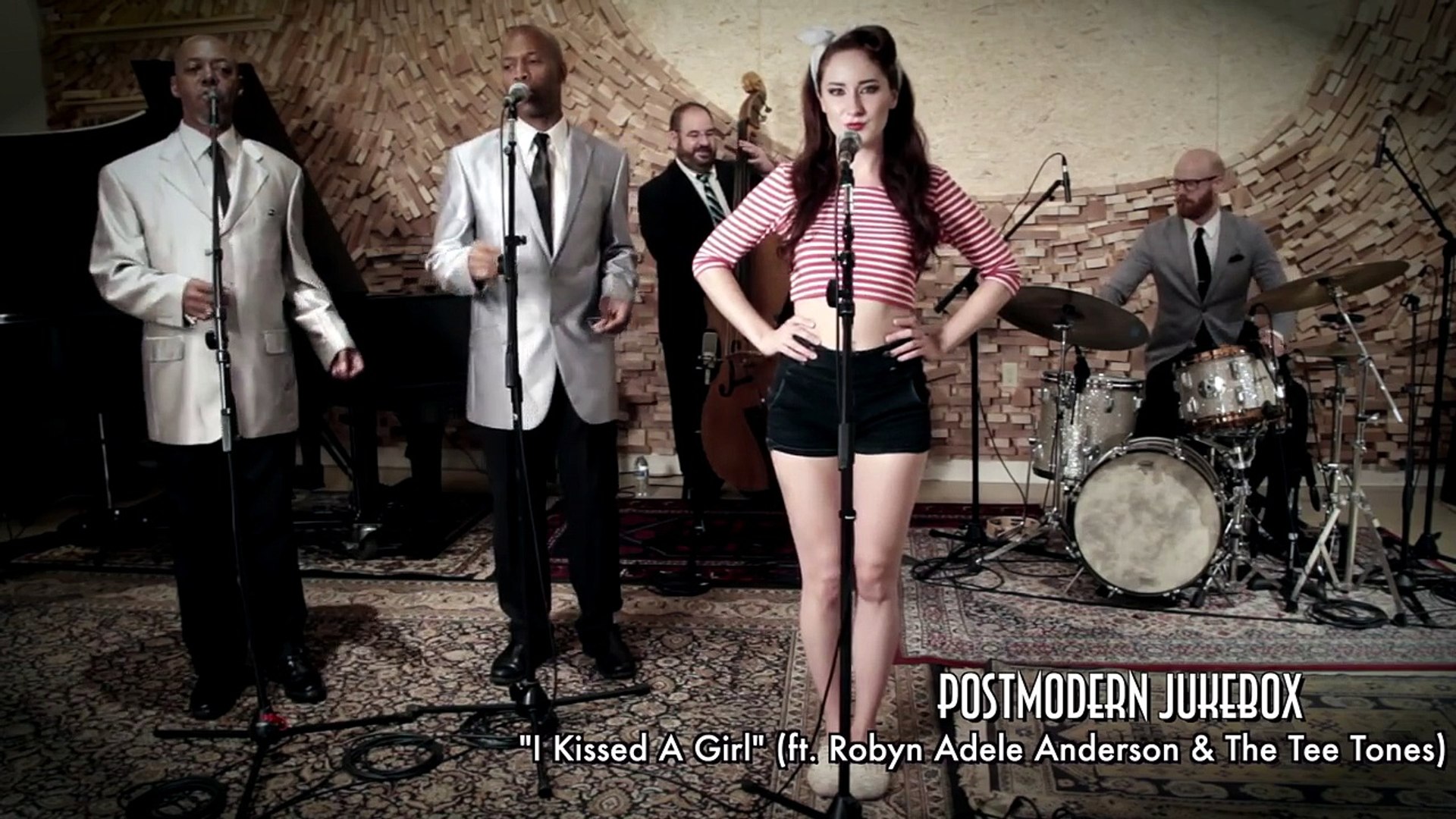 Robyn Adele Anderson