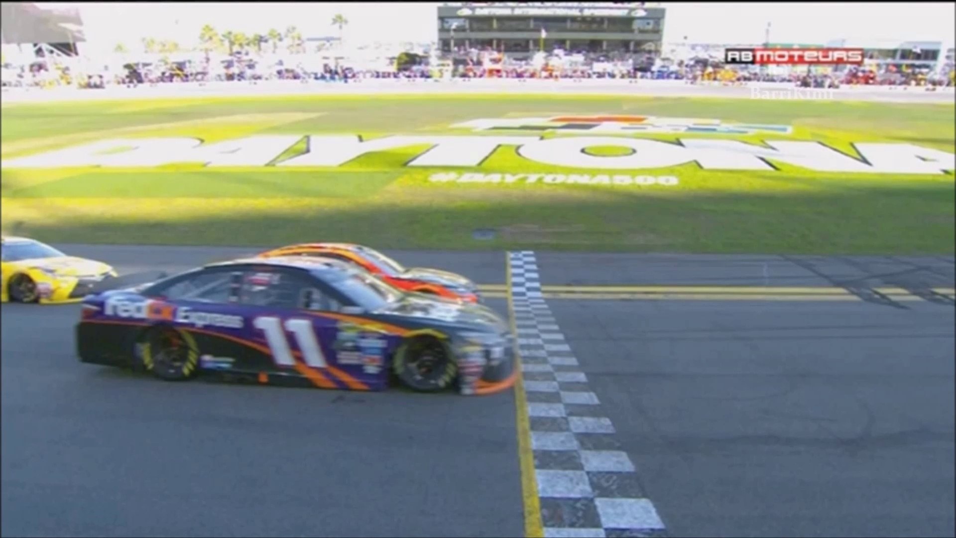2016 Nascar Daytona “Chaotic Crash” Strikes Daytona 500