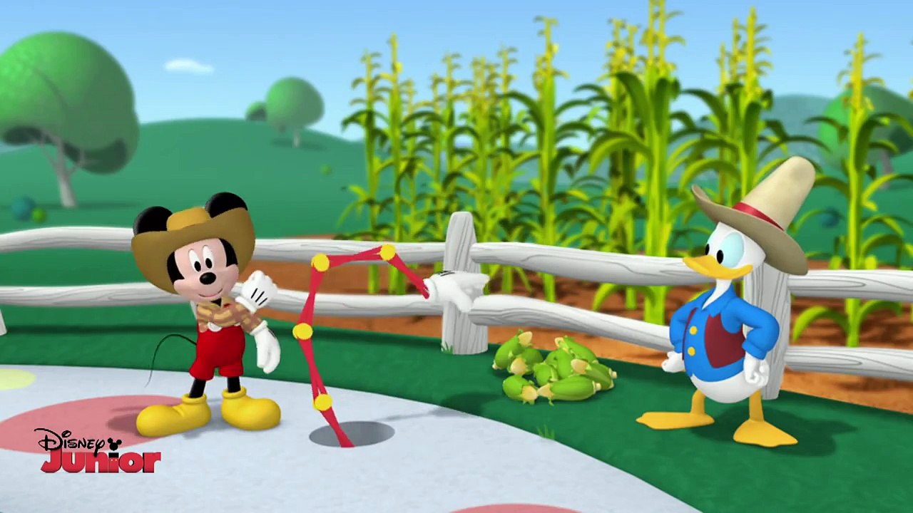 Mickey Mouse Clubhouse - Mickey and Donald Have A Farm Song - Official ...