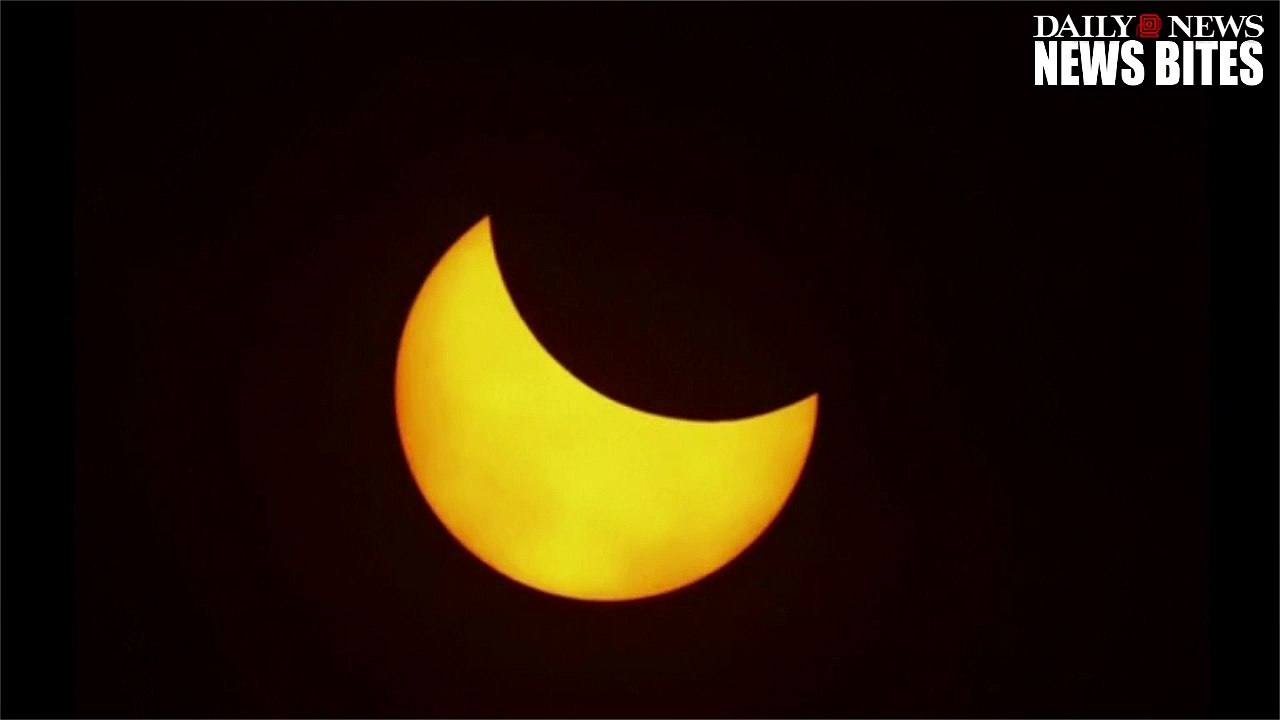 Stunning Solar Eclipse Caught on Camera - video Dailymotion