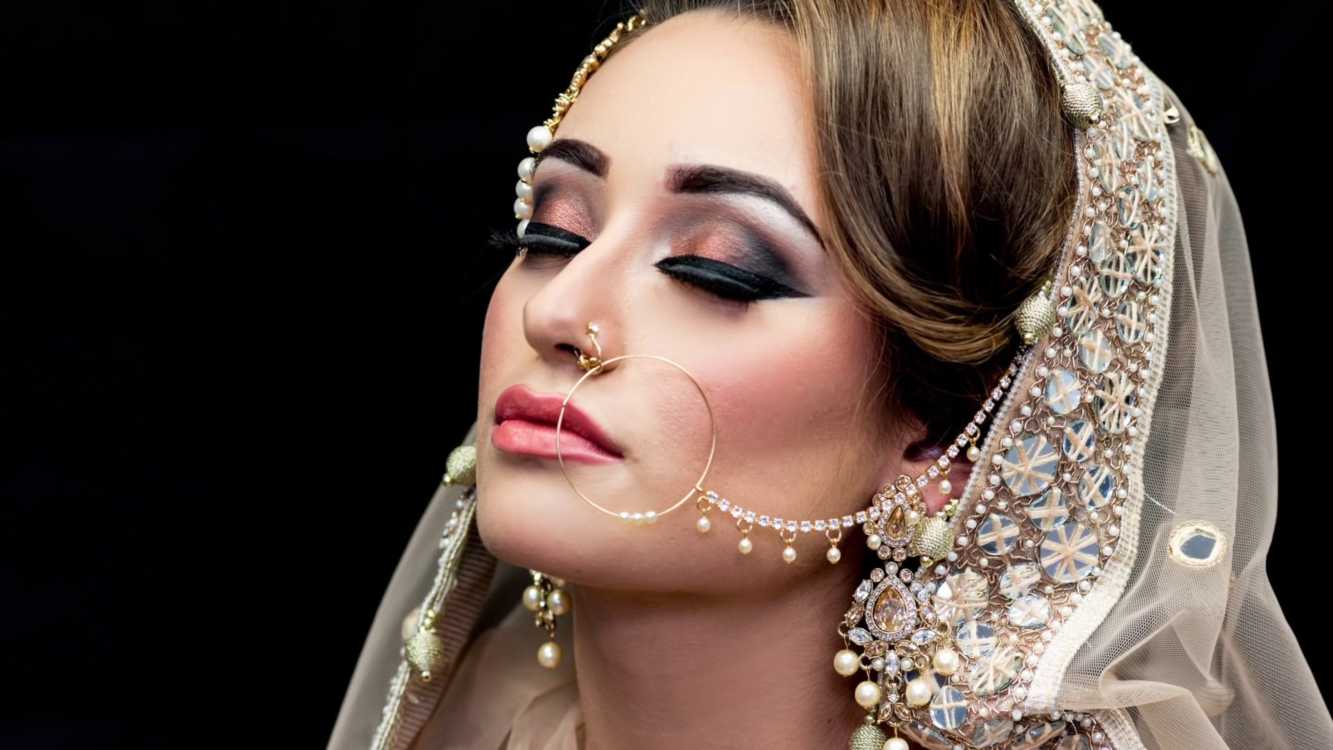 Bridal Makeup In Pakistan | atelier-yuwa.ciao.jp