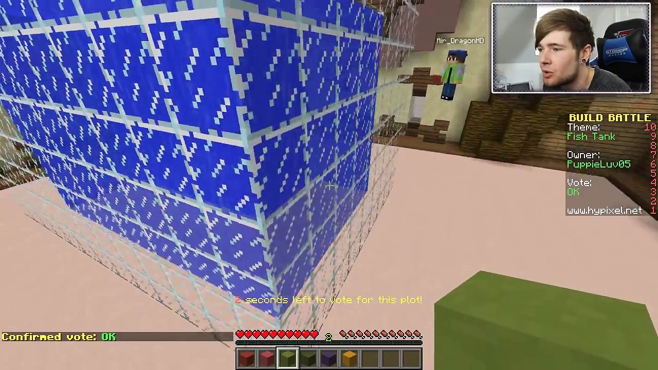 The Diamond Minecart | Minecraft | LEGENDARY PANDA!! | Build Battle ...