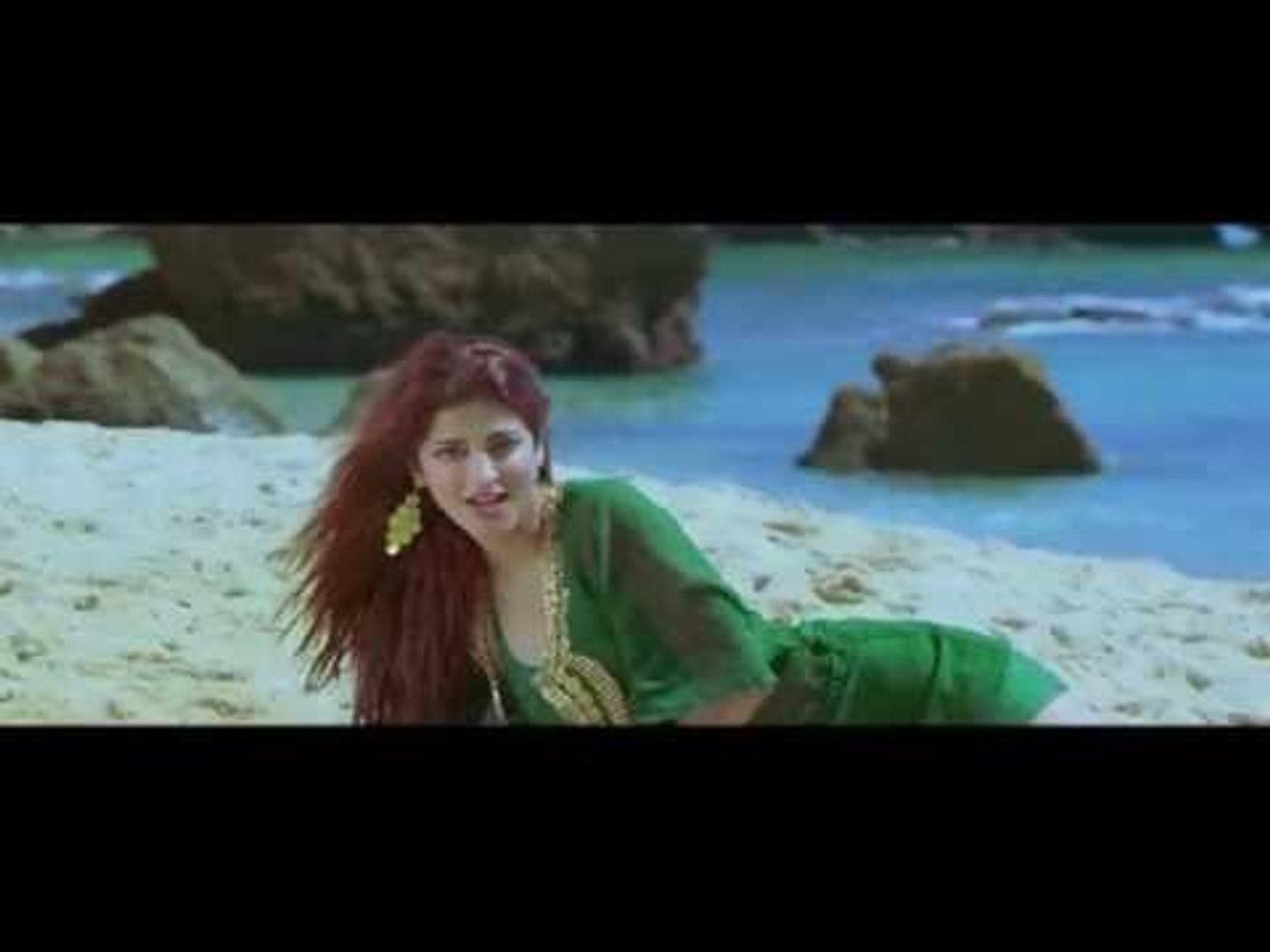Shruti Hassan In Balupu Songs