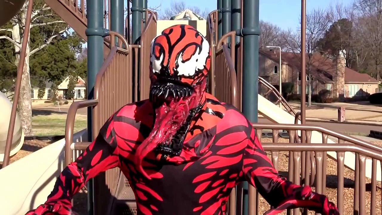 Kid Heroes Spiderman & Black Spiderman VS Carnage - Real Life Superhero ...