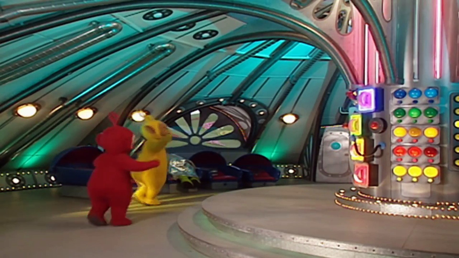 Les Teletubbies Vont Faire De L'exercice Avec Les Teletubbies
