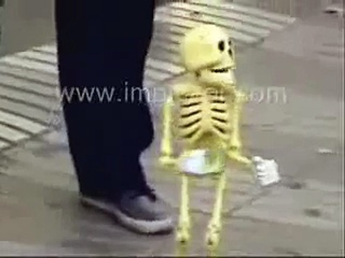 Dancing Skeleton Puppet Gif Dancing Puppets GIFs | Tenor