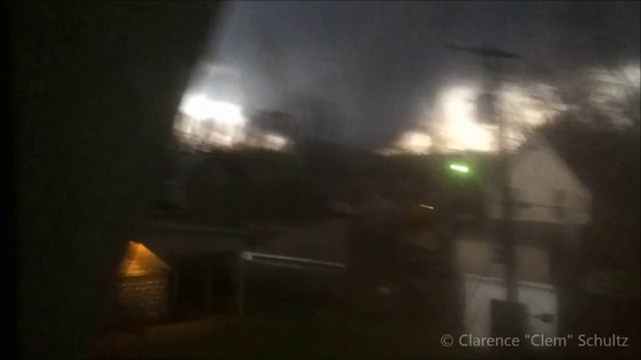 Clem Schultz Fairdale Tornado Video - video Dailymotion