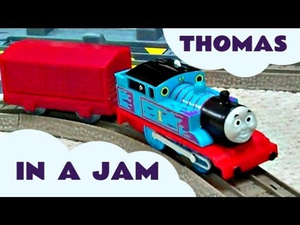 Trackmaster THOMAS IN A JAM Thomas & Friends with exploding truck /car ...