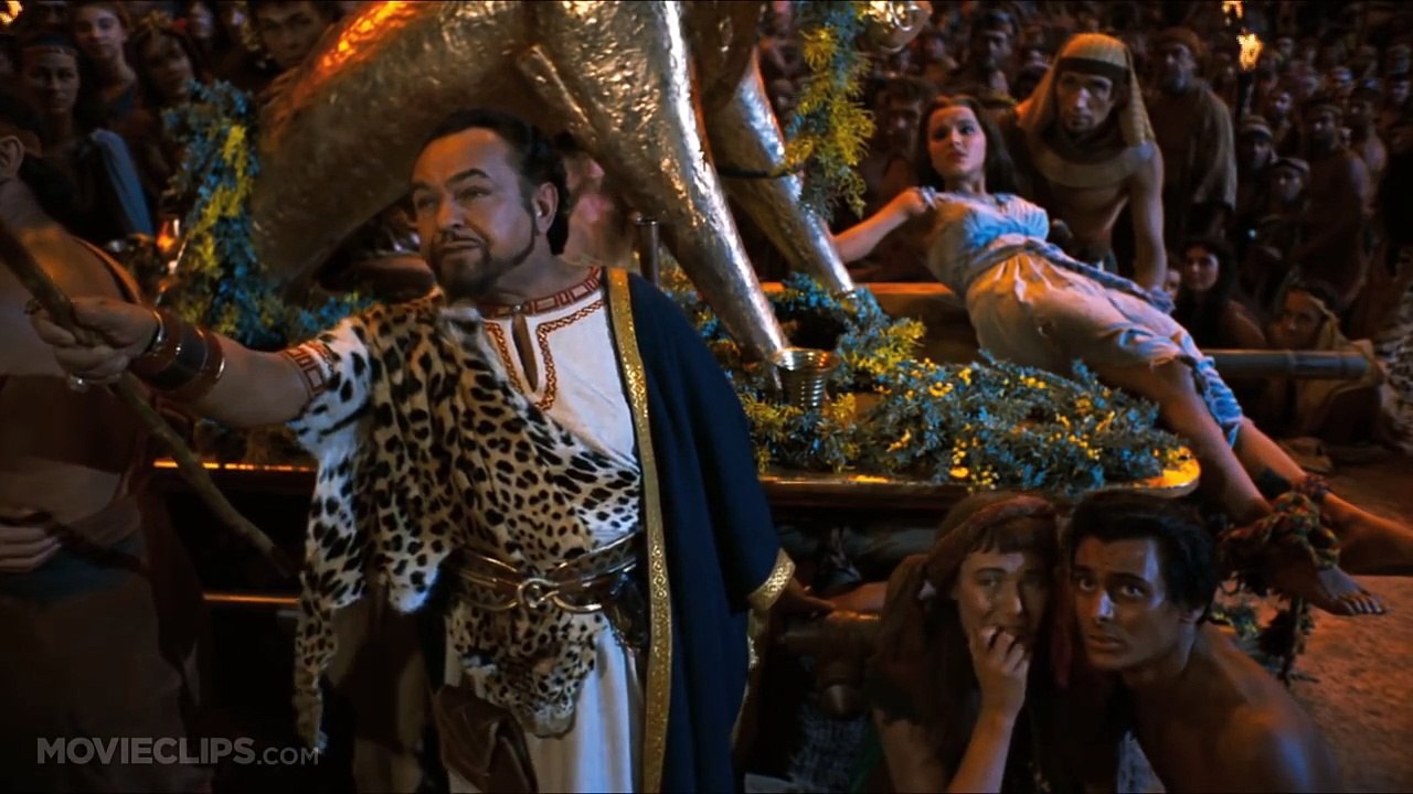 The Ten Commandments (7/10) Movie CLIP - Moses Presents the Ten ...