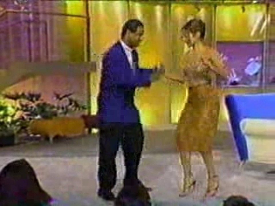 Jennifer Lopez Dancing Salsa - Vidéo Dailymotion