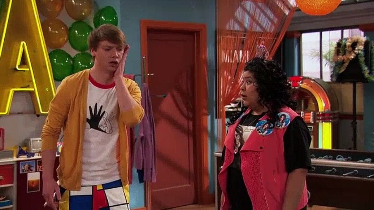 Austin & Ally - S4 E2 - Mattress Stores & Music Factories - video ...