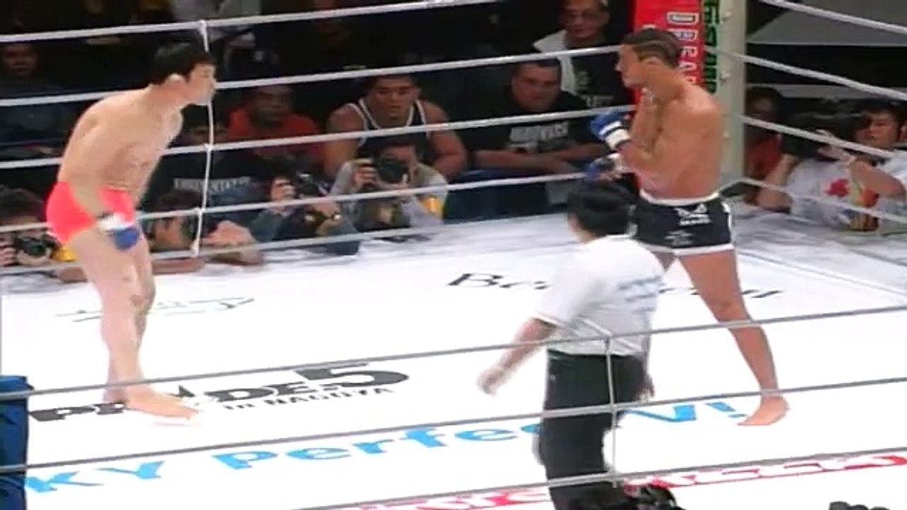 Kazushi Sakuraba vs. Vitor Belfort - Pride 5 - video Dailymotion