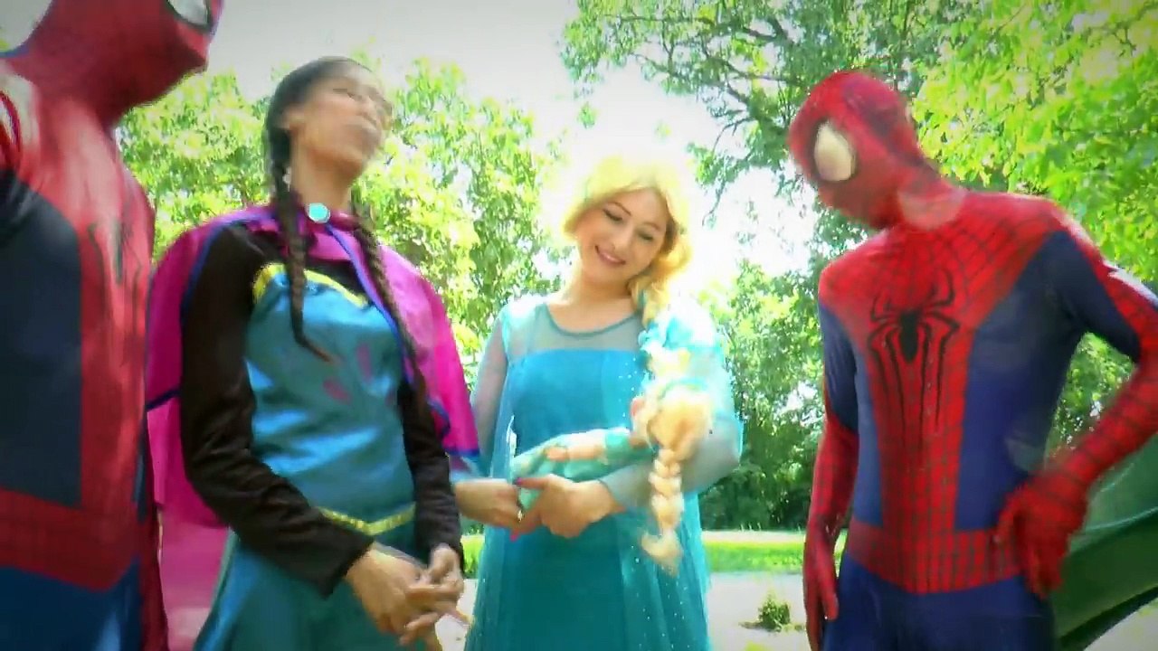 Elsa Frozen Baby with Poop Princess | Spiderman | Super Hero | In Real ...