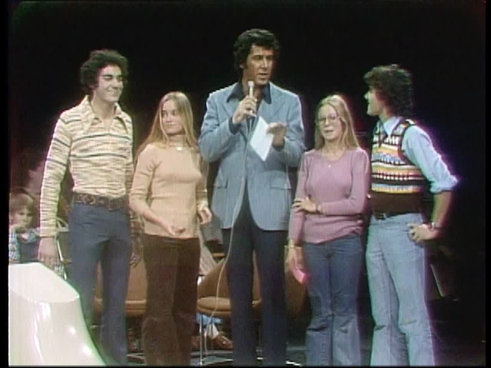 The Bradys Go Bowling - Marsha, Greg, Pete, Jan - video Dailymotion