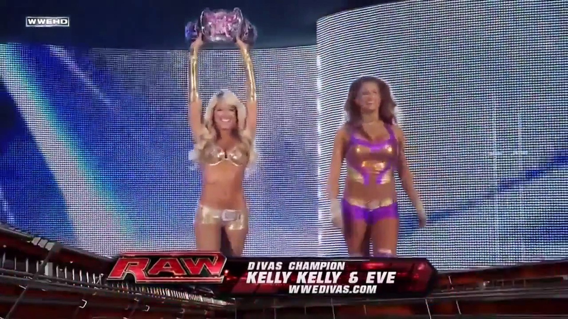 Kelly Kelly Vs Maryse