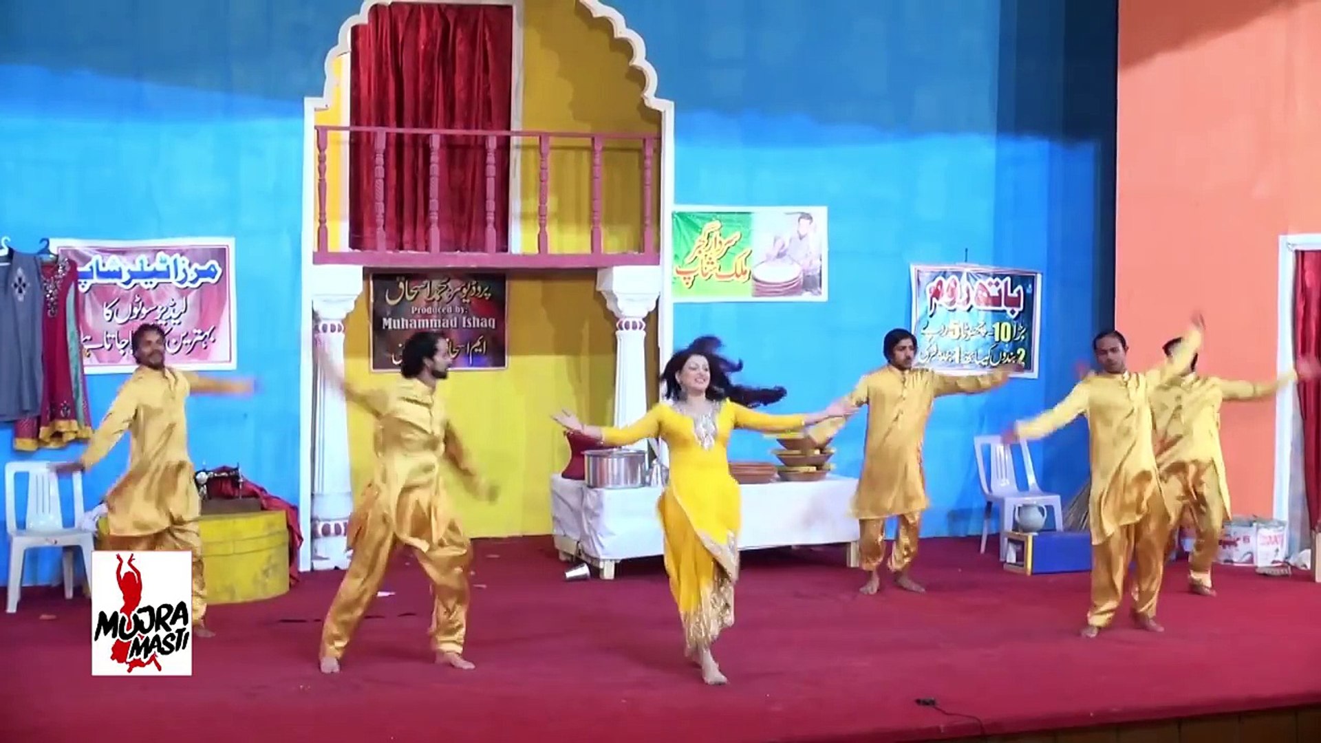 Zara Akbar Hot Punjabi Mujra Actress All Photos In One