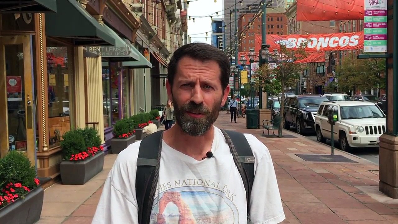 Adam, 42, Denver (Colorado): "Nous avons deux candidats médiocres ...