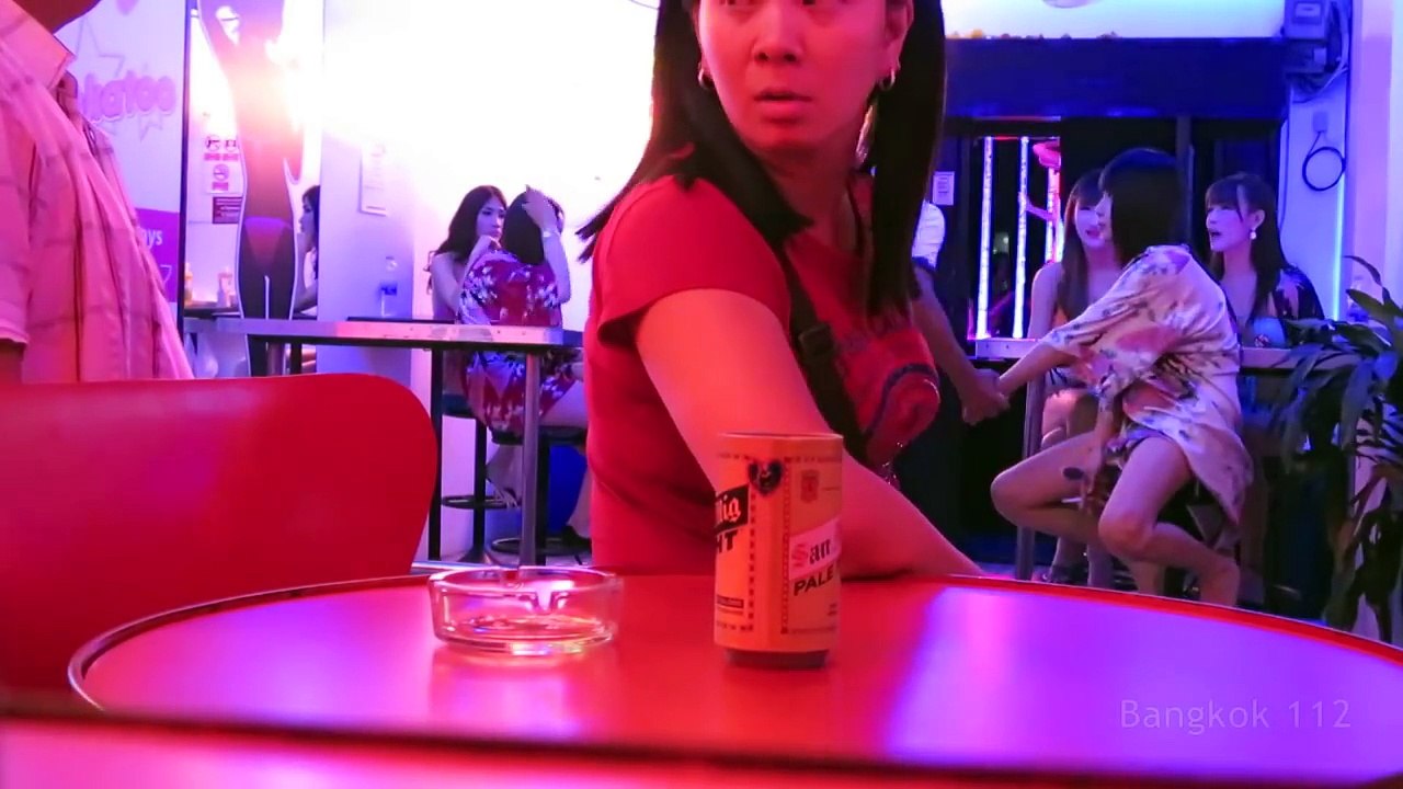 Ladyboy Bar, Soi Cowboy Bangkok HD - video Dailymotion