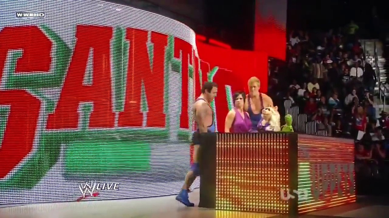 WWE Divas Halloween Battle Royal - video Dailymotion