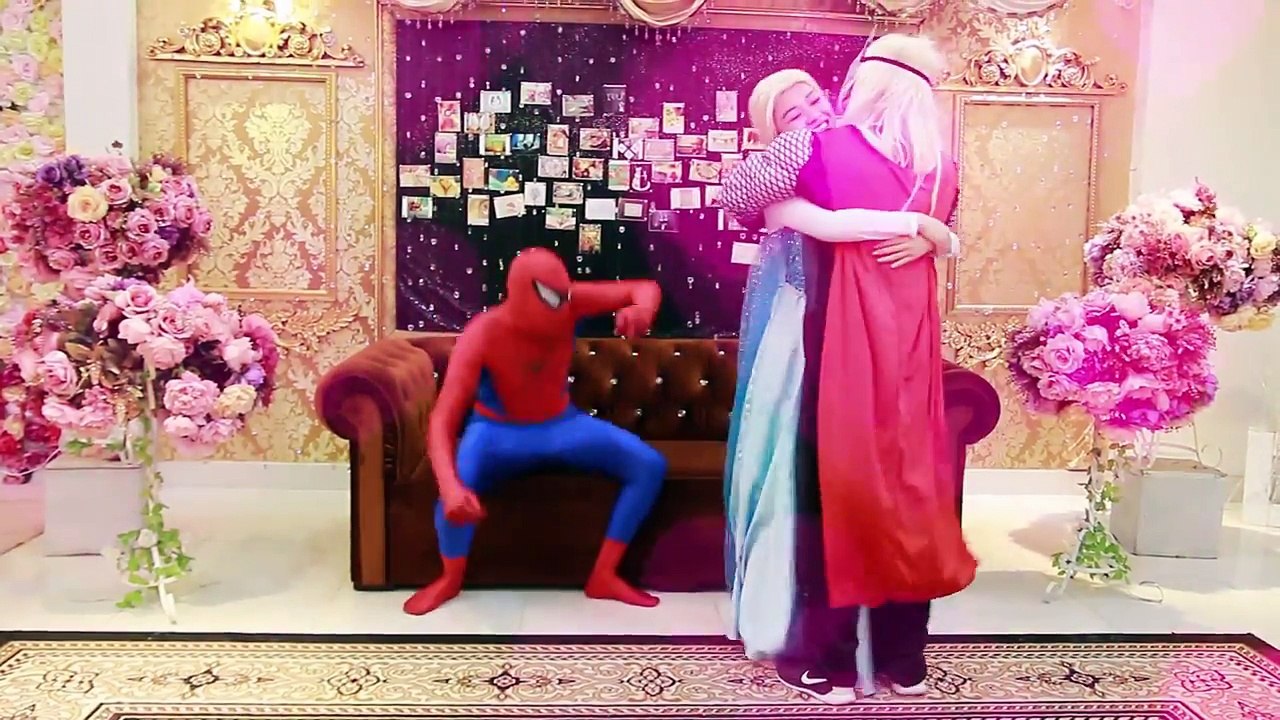 Frozen Elsa Kiss Thor vs Spiderman Kiss Maleficent ! Spiderman Frozen ...