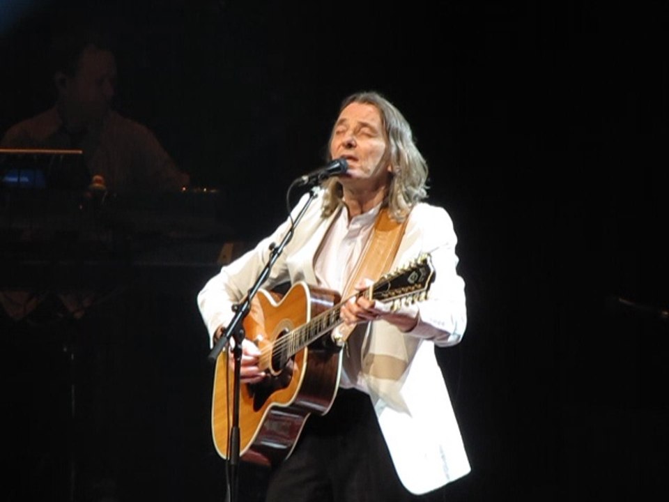 Roger Hodgson - Even in the Quietest Moments (Montreal 2011) - video ...