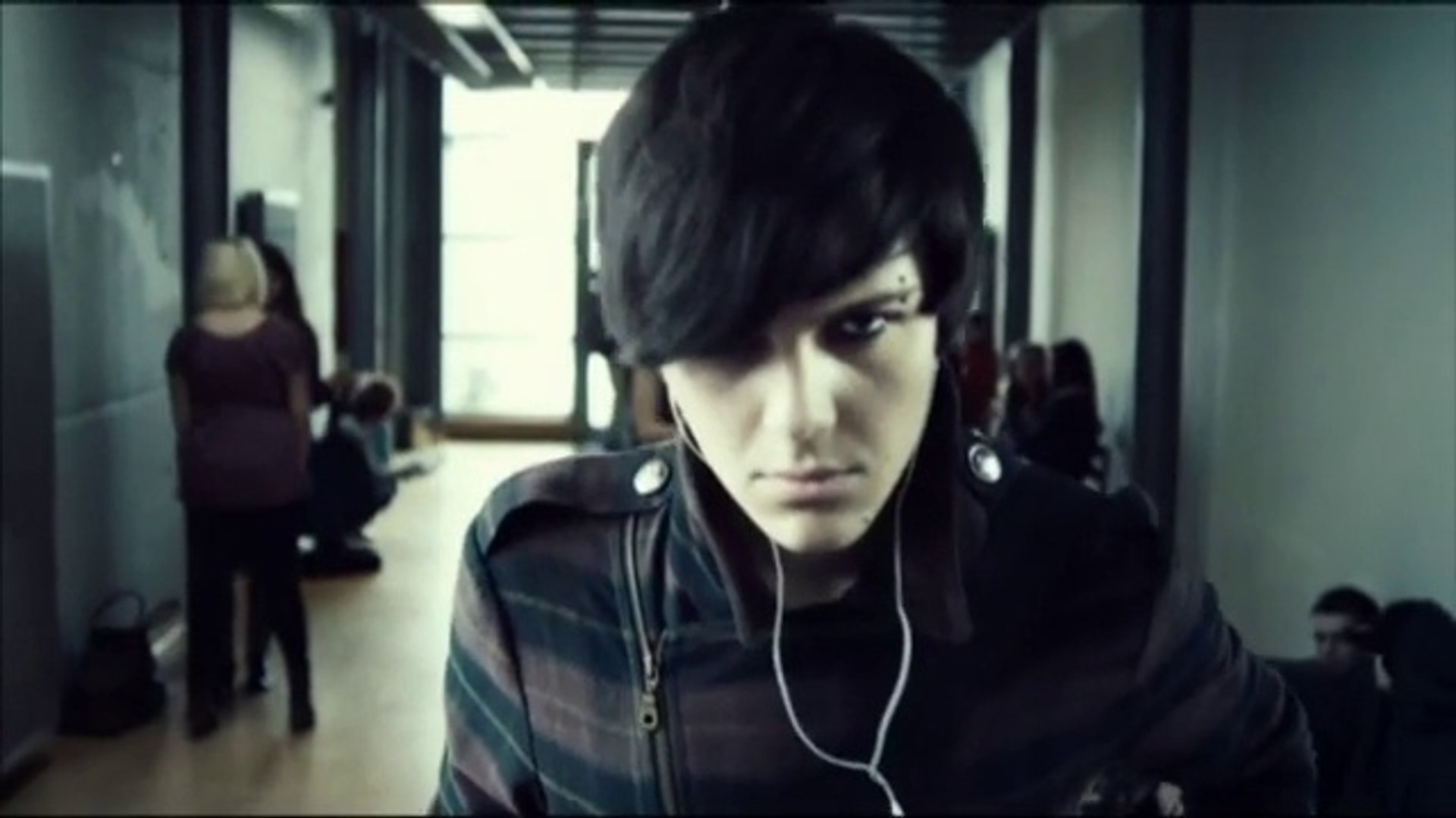 Suicide Room Dominik