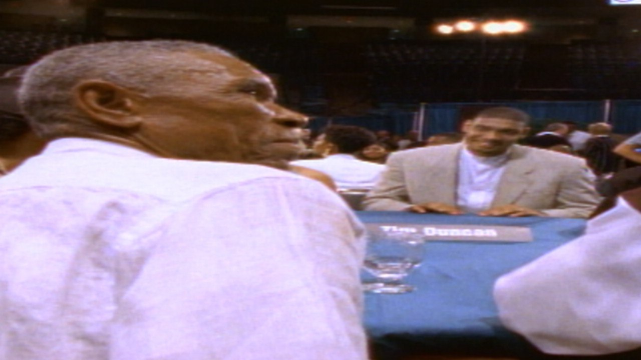 Tim Duncan at the 1997 NBA Draft - PAL - Vidéo Dailymotion